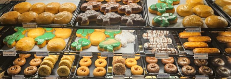 LaMar's Donuts | Perfecting the Donut Since 1933!