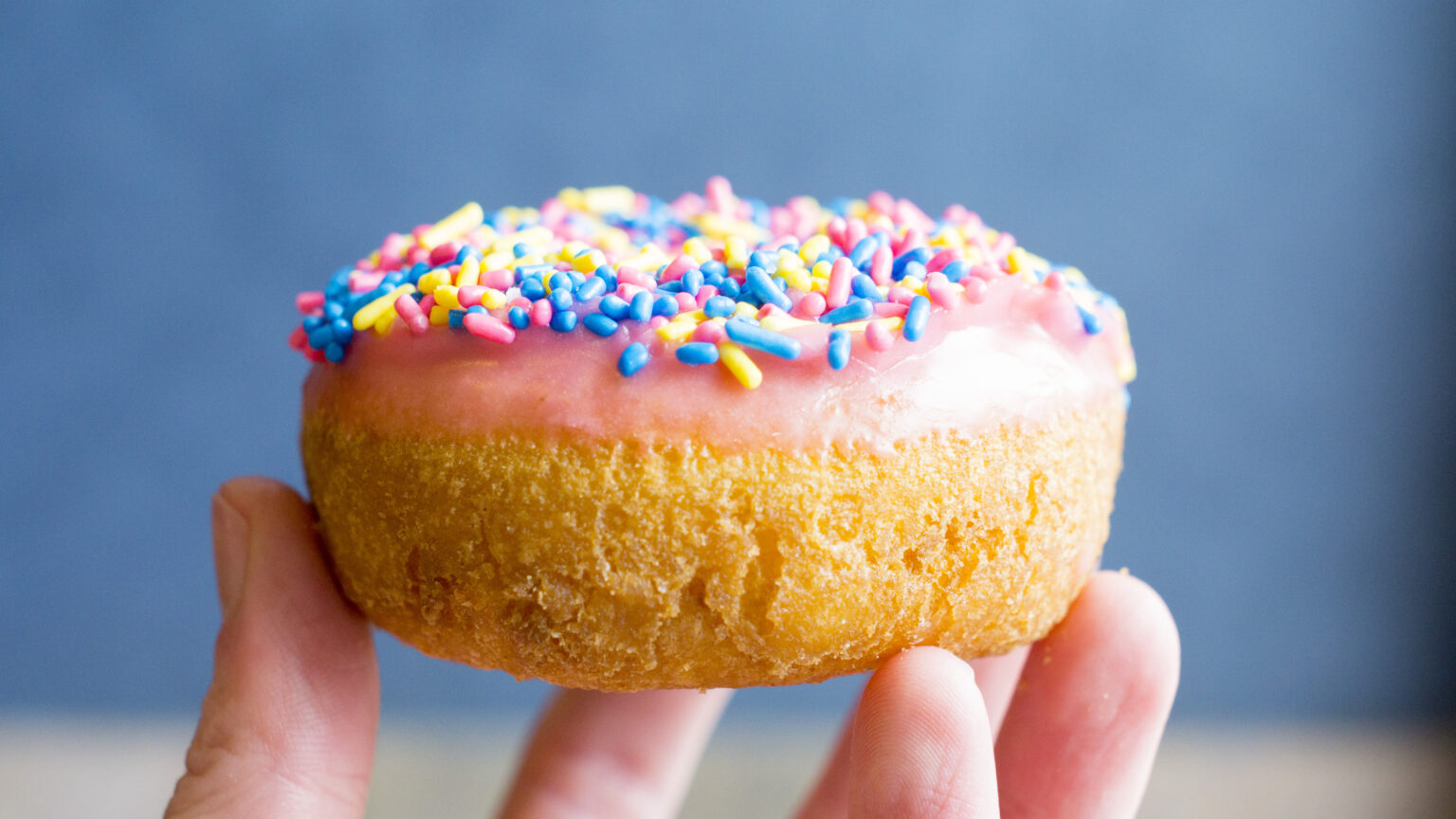 LaMar's Donuts | Perfecting the Donut Since 1933!