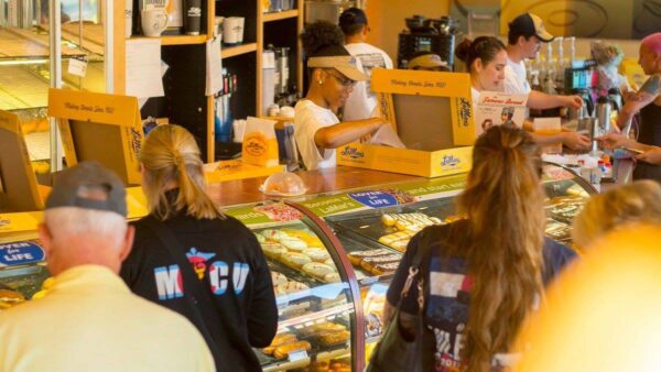 LaMar's Donuts | Perfecting the Donut Since 1933!